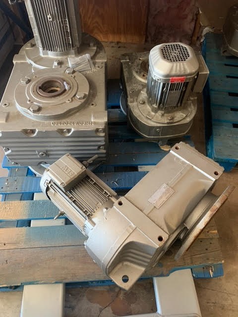 SEW EURODRIVE Parallel-shaft helical gear motors. Different sizes