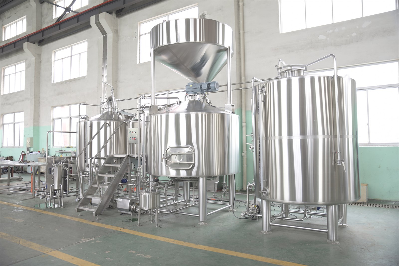 15bbl turnkey beer brewing system with FVs& BBTs